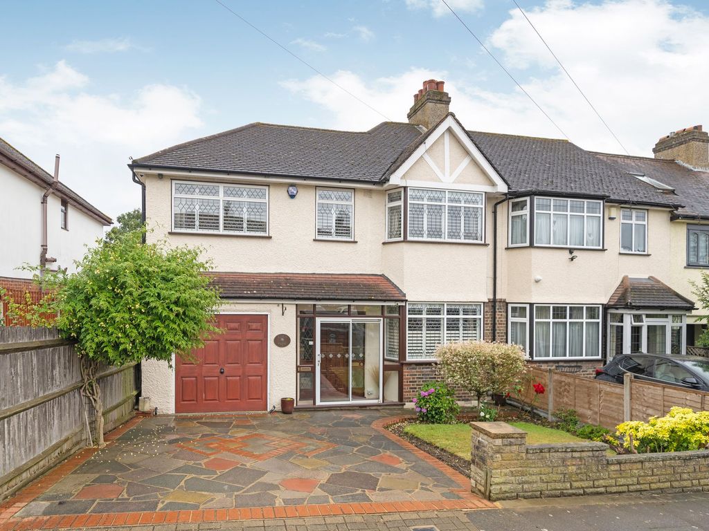 4 Bed End Terrace House For Sale In Eden Park Avenue Beckenham Br3