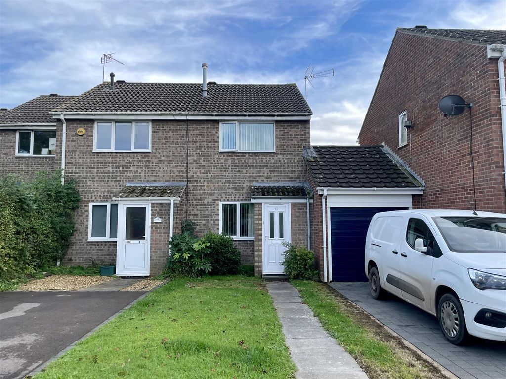 2 bed terraced house for sale in Holly Close, Bulwark, Chepstow NP16, £214,950 - Zoopla