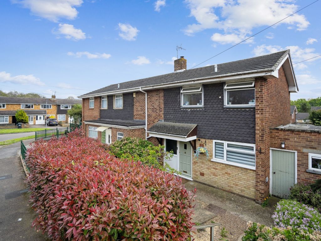 2 bed semi-detached house for sale in Bradbery, Maple Cross ...