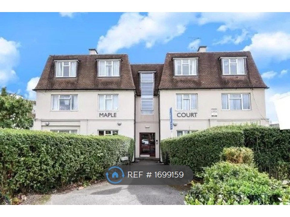 2 bed flat to rent in Maple Court, Kingston Upon Thames KT1 - Zoopla