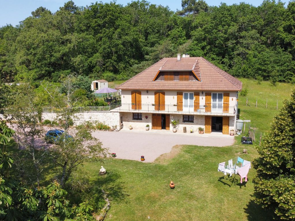 3 bed villa for sale in Saint-Pardoux-La-Riviere, Aquitaine, 24470 ...