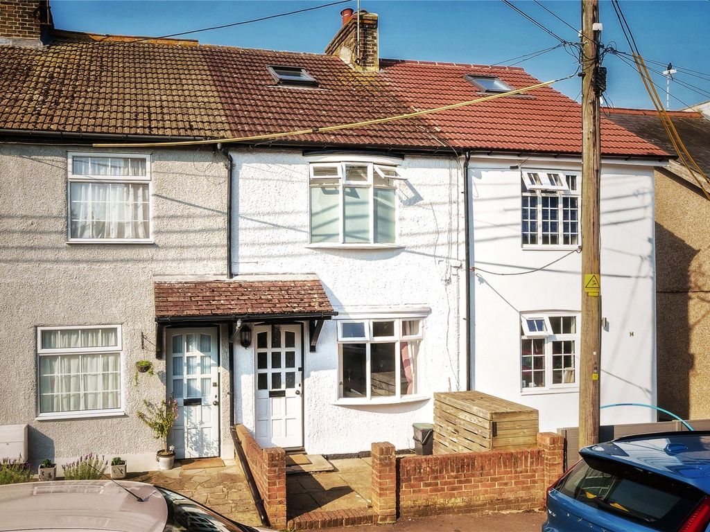 3 Bed Terraced House For Sale In Kingsley Road Orpington Br6 £500 000