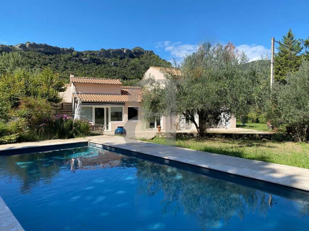 5 bed villa for sale in Nyons, Rhone-Alpes, 26110, France, £488,233 ...