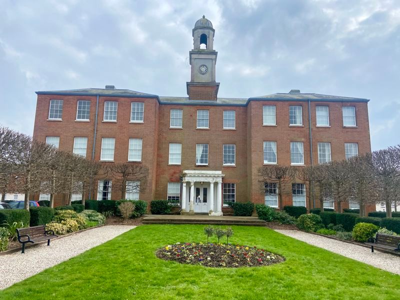 1 bed flat for sale in North Square, Knowle, Fareham PO17, £180,000 ...