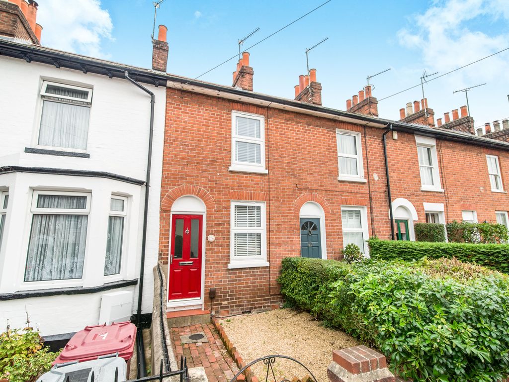 2 bed terraced house to rent in Princes Street, Reading RG1 - Zoopla