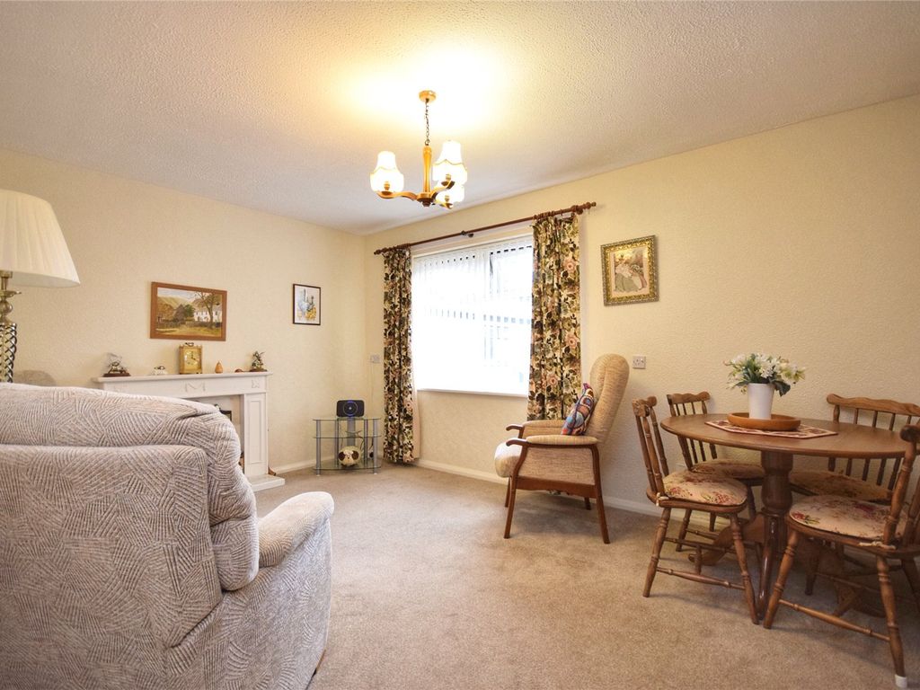 1 bed flat for sale in Candlemakers Court, Clitheroe, Lancashire BB7, £ ...