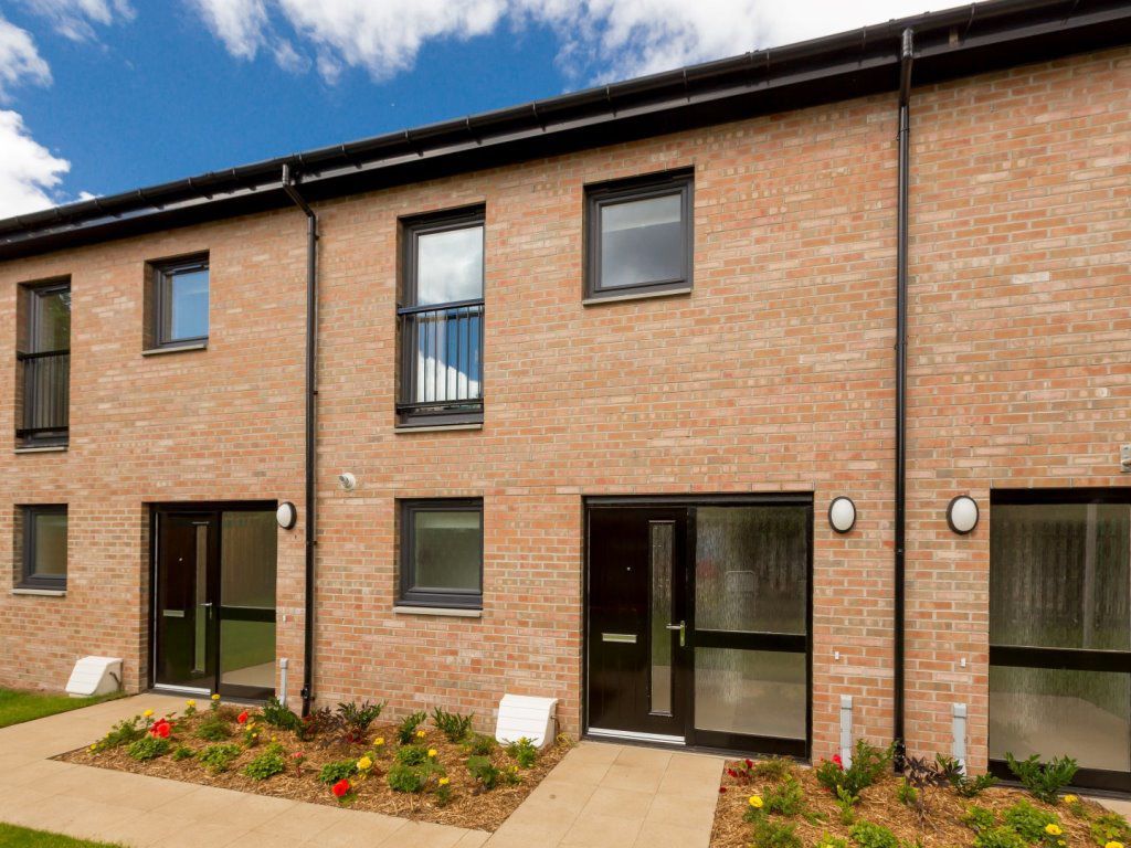 2 bed terraced house to rent in Paterson Place, Edinburgh EH15, £1,200 ...