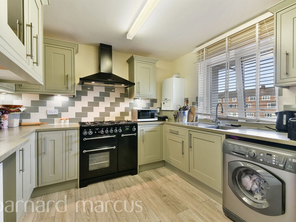 3 bed maisonette for sale in Watermill Way, Feltham TW13 - Zoopla
