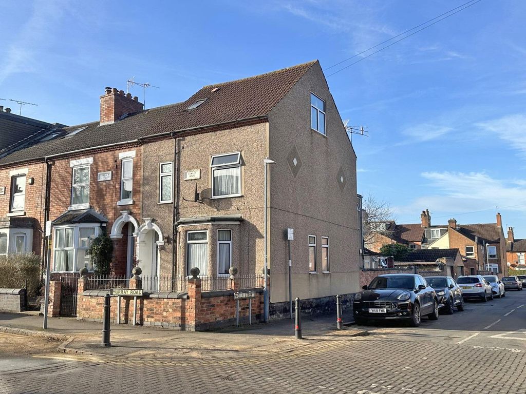 6 bed end terrace house for sale in Murray Road, Rugby CV21 - Zoopla