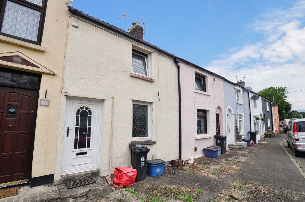 2 bed cottage for sale in Tregwilym Road, Rogerstone, Newport NP10 - Zoopla