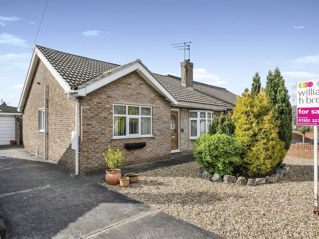 2 Bed Semi Detached Bungalow For Sale In Pine Hall Road Barnby Dun