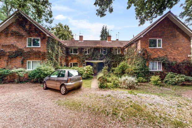 2 bed maisonette to rent in Lubbock Road, Chislehurst BR7, £1,500 pcm - Zoopla