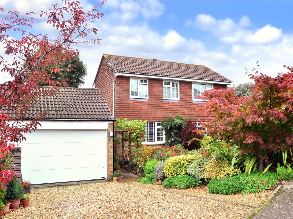 3 bed detached house for sale in Dormansland, Lingfield RH7 - Zoopla