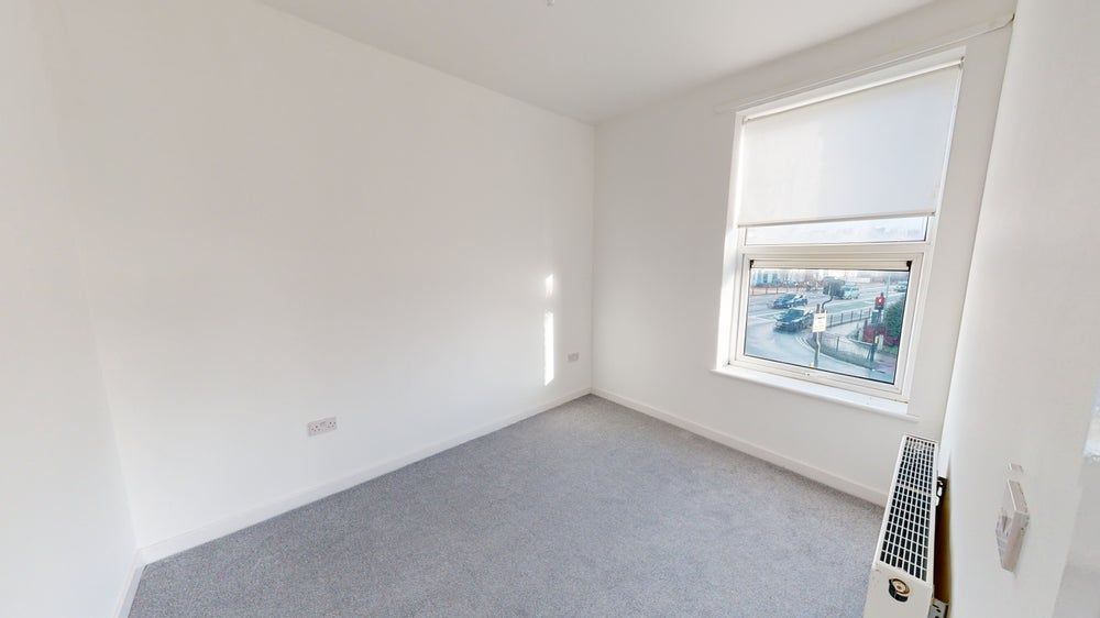 2 bed flat to rent in Spring Bank, Hull HU3, £575 pcm - Zoopla