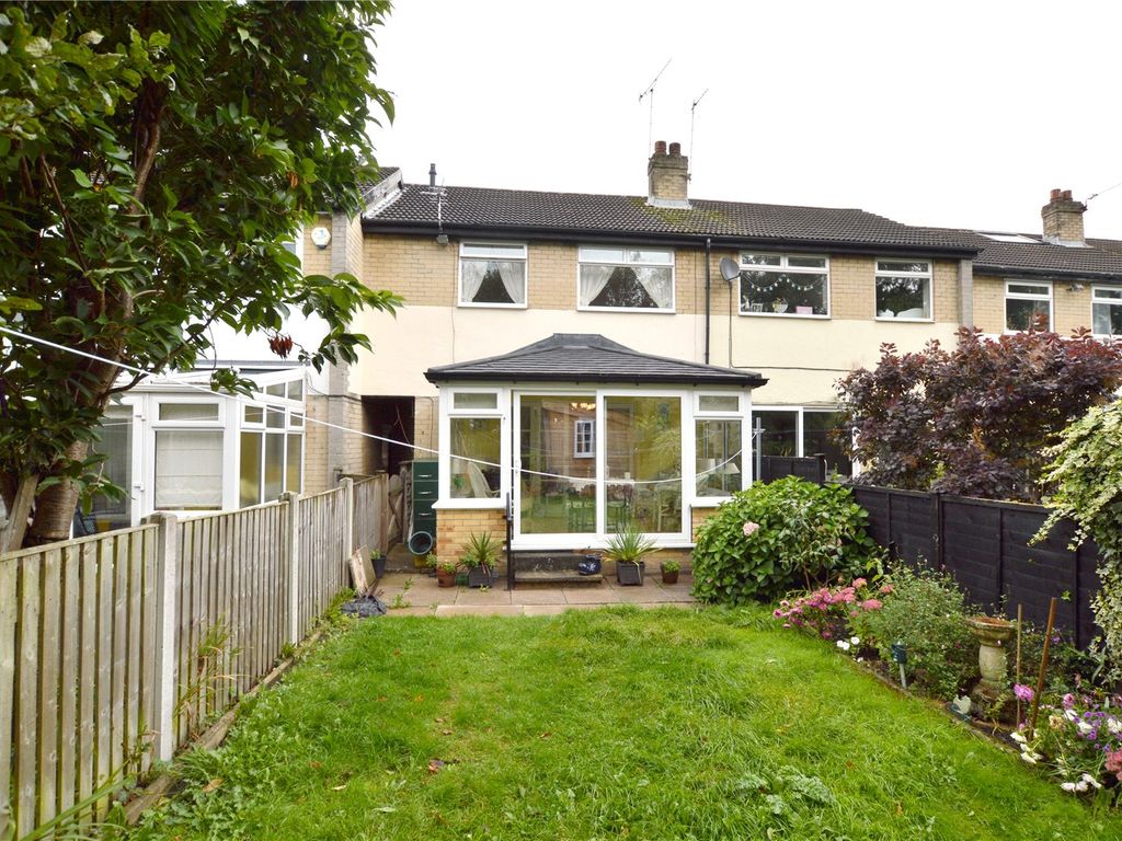 3 Bed Terraced House For Sale In Valley Grove Pudsey West Yorkshire