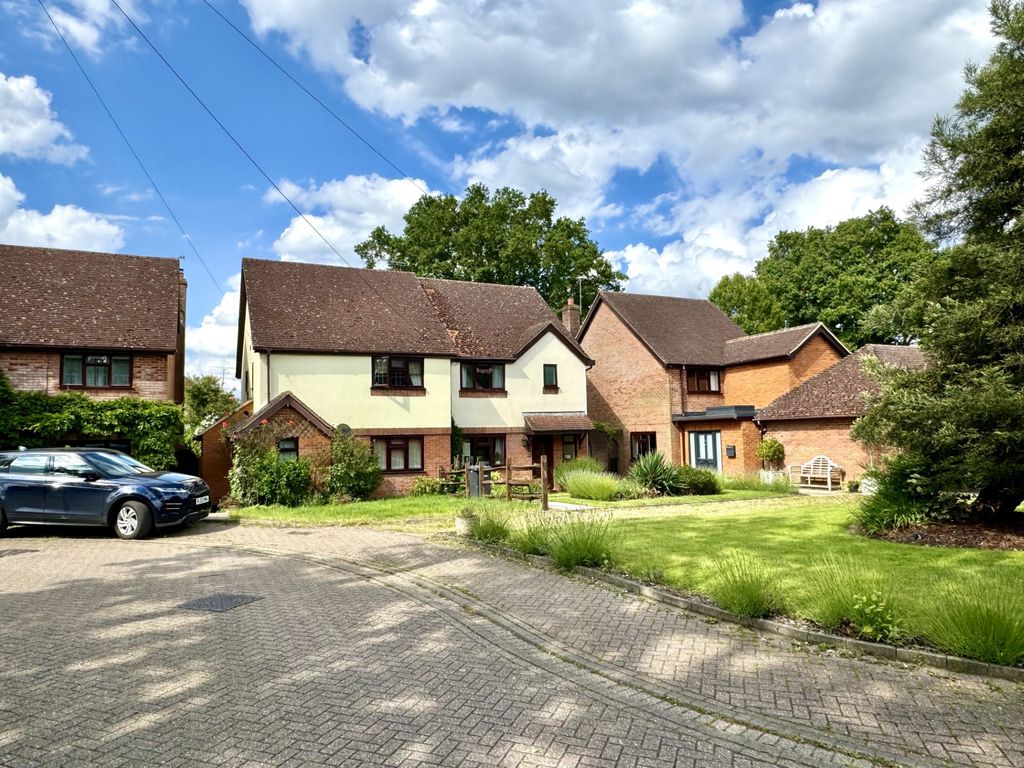 3 bed semi-detached house for sale in Barley Mow Close, Winchfield ...