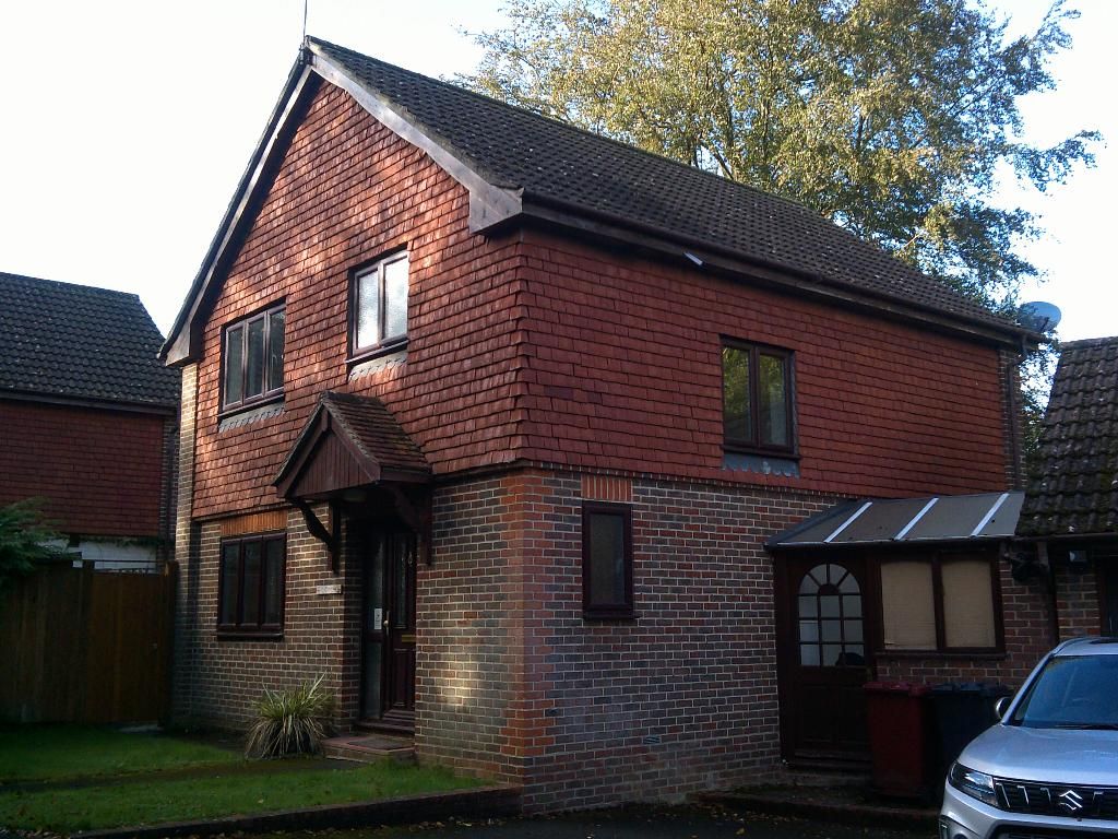 3 bed detached house to rent in Copse Road, Haslemere GU27, £1,995 pcm ...