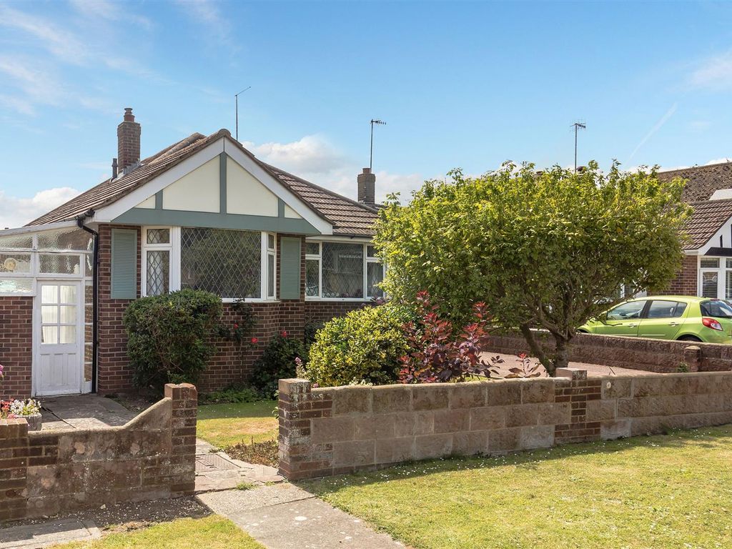 3 bed detached bungalow for sale in Lustrells Vale, Saltdean, Brighton ...