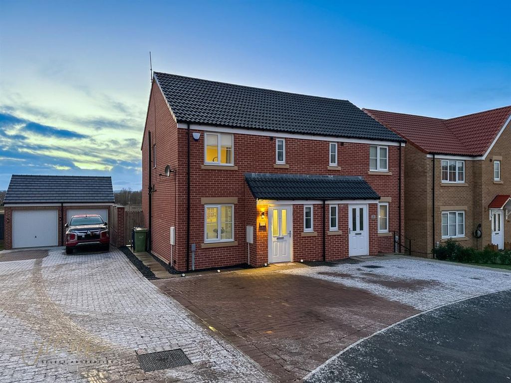 3 Bed Semi Detached House For Sale In Montanna Close Houghton Le