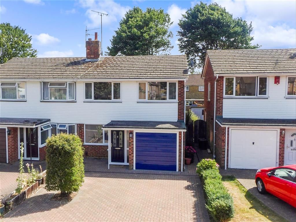 3 Bed Semi Detached House For Sale In Norton Grove Walderslade