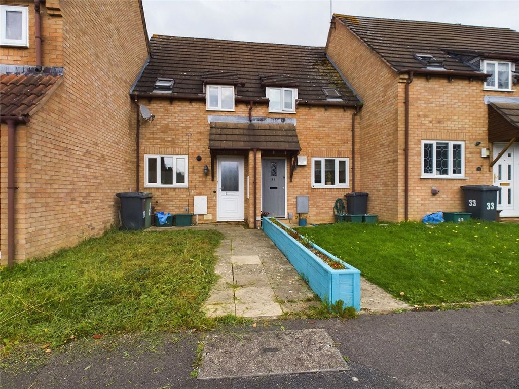 2 Bed Terraced House For Sale In Deerhurst Place Quedgeley Gloucester