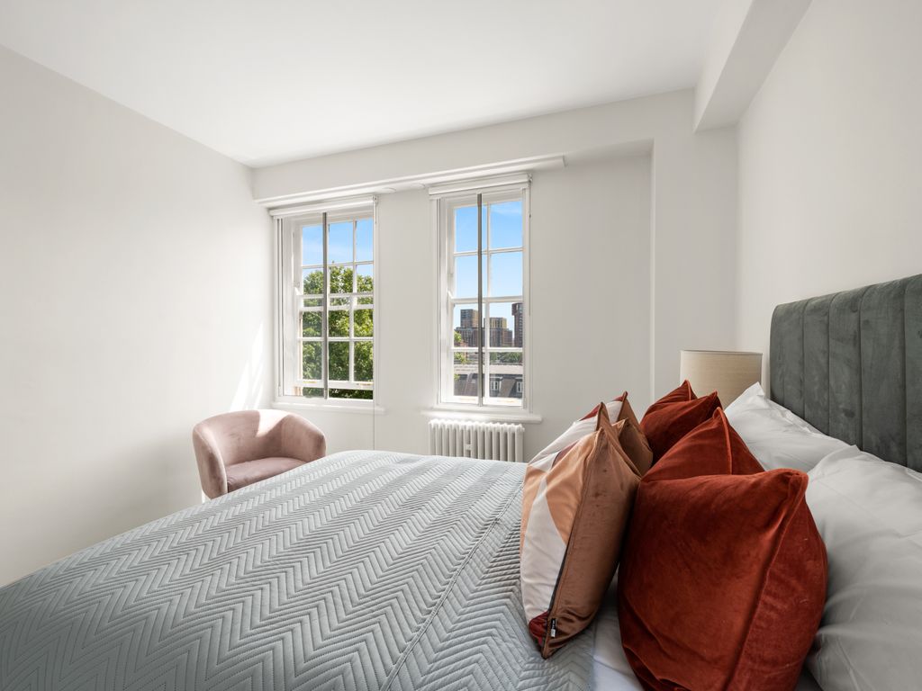 3 bed flat to rent in Dolphin Square, London SW1V - Zoopla