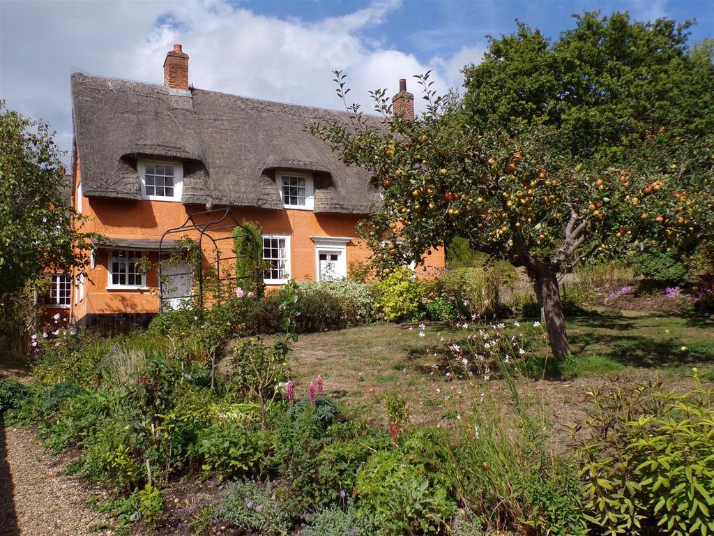 3 bed property to rent in Polstead Hill, Polstead, Colchester CO6 - Zoopla