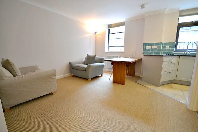 1 bed flat to rent in Bartholomew Close, Clerkenwell EC1A - Zoopla