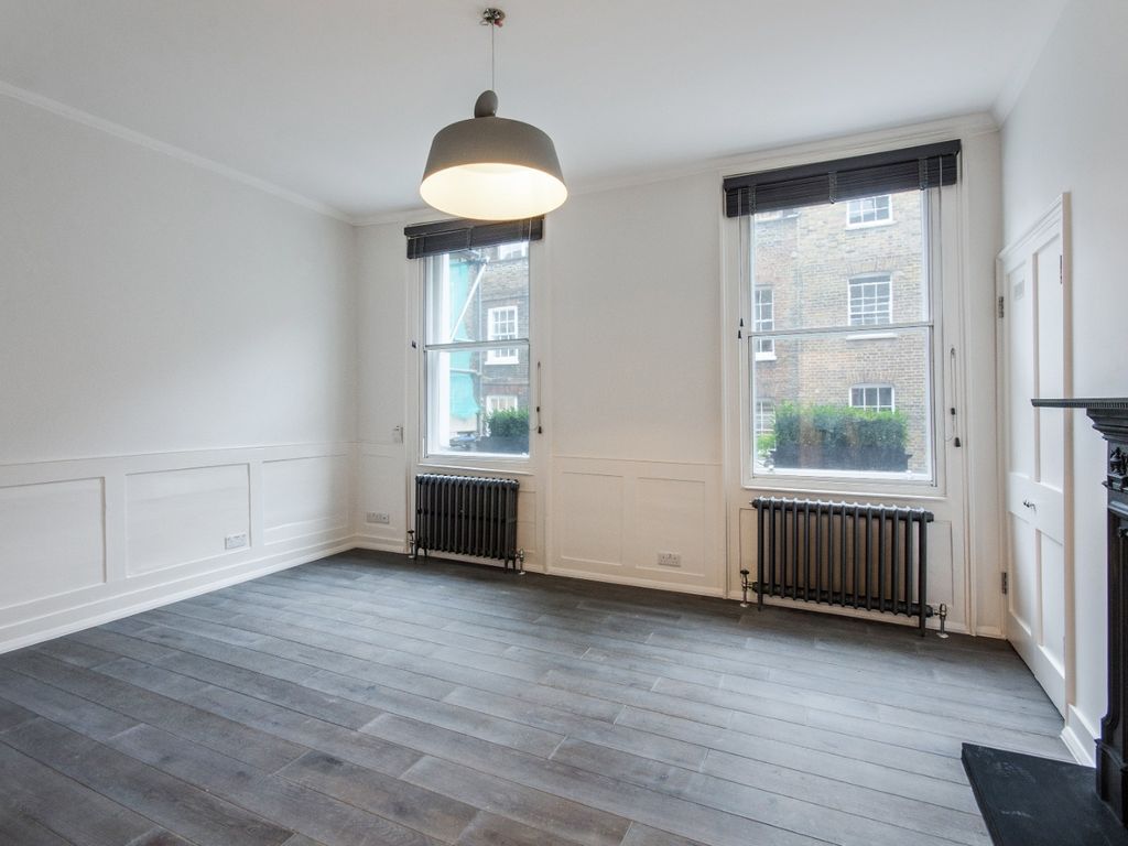 Studio to rent in Monmouth Street, London WC2H, £2,145 pcm - Zoopla