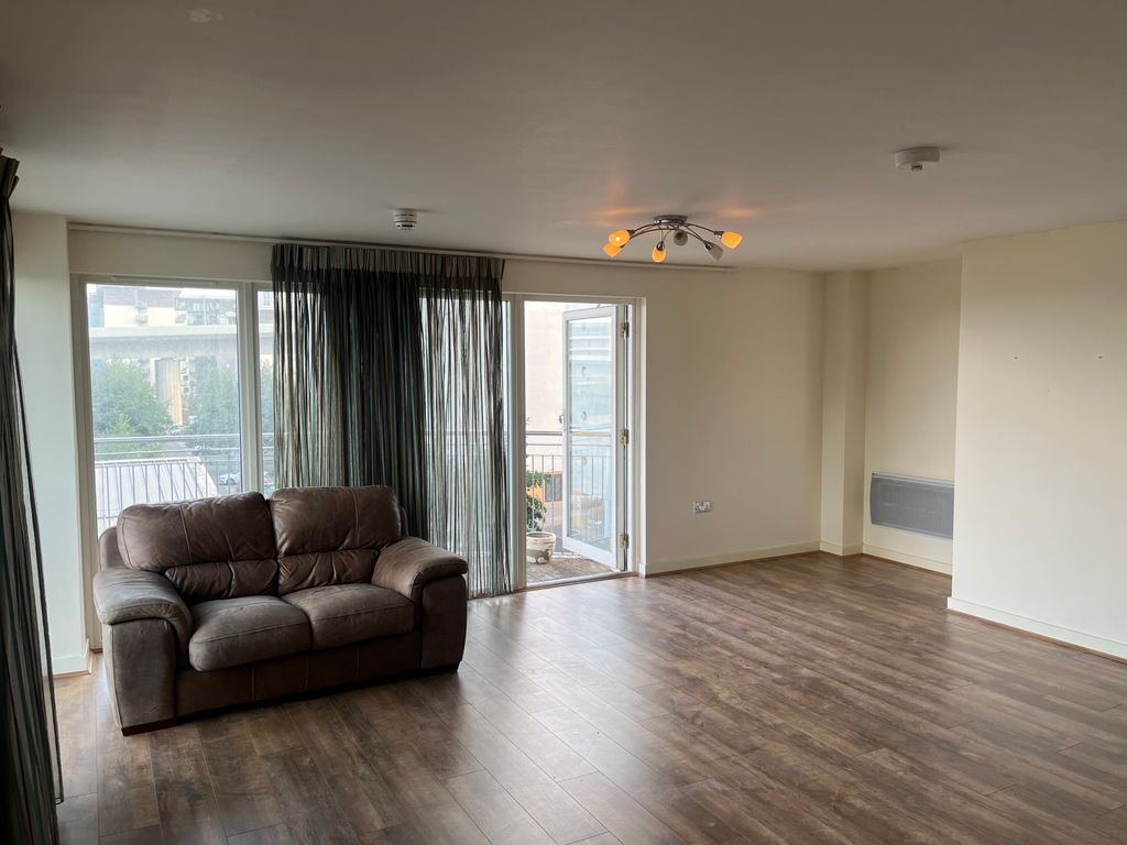 3 bed flat to rent in Victoria Wharf, Watkiss Way, Cardiff 0Sg, Cardiff ...