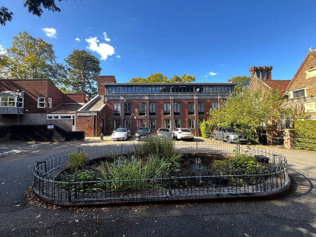 Sutton Court, 2nd Floor Suite, Church Yard, Tring, Hertfordshire HP23 ...