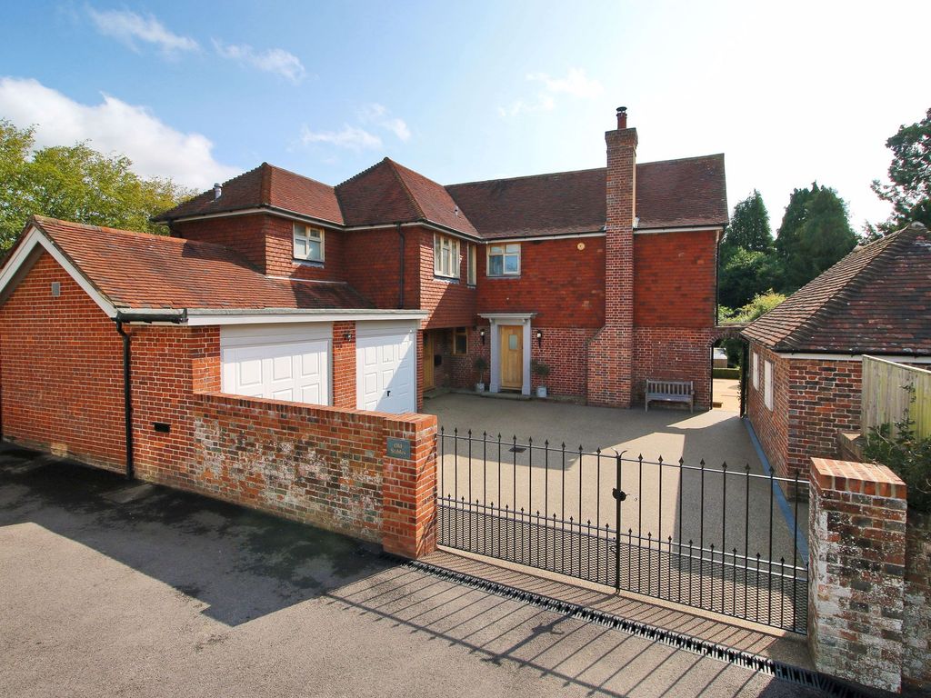 4 Bed Detached House For Sale In Framfield Uckfield Tn22 £1 000 000