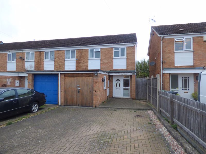 3 Bed End Terrace House For Sale In Barrow Close Quedgeley Gloucester