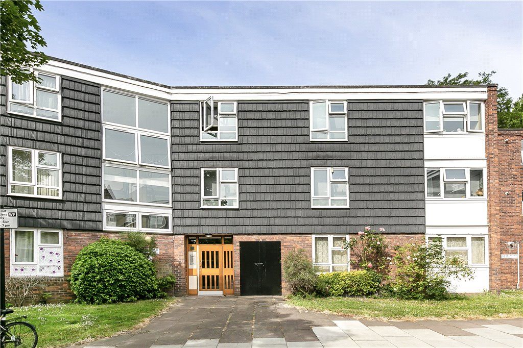 3 bed flat for sale in Este Road, London SW11, £475,000 - Zoopla