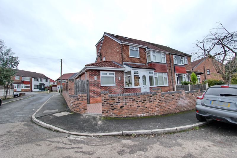 4 bed semi-detached house for sale in Southgate Road, Unsworth, Bury ...