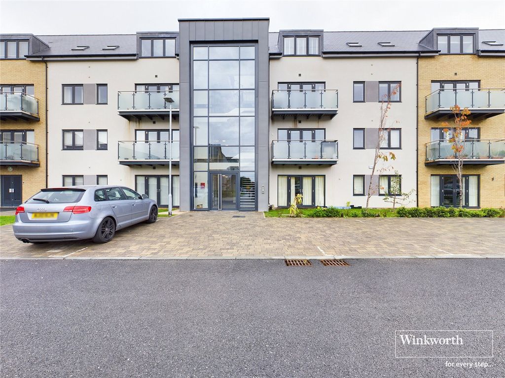 2 bed flat to rent in Ruston Close, Reading, Berkshire RG2 - Zoopla