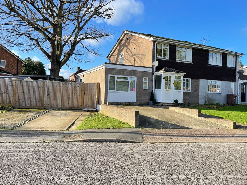 3 bed semi-detached house for sale in Rivermead Road, Woodley, Reading ...