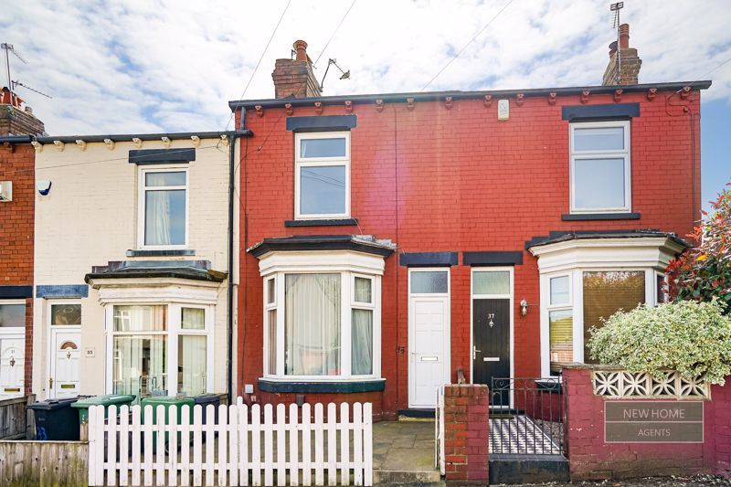 2 bed terraced house for sale in Springfield Mount, Horsforth, Leeds ...