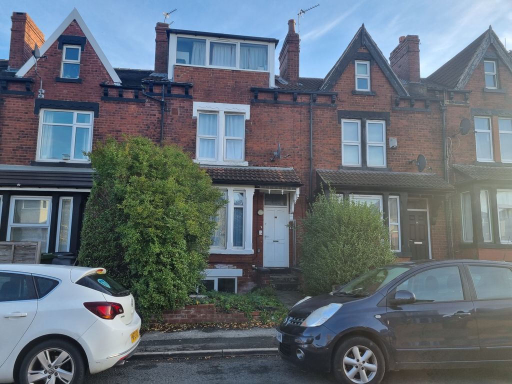 2 bed property for sale in Armley Ridge Road, Armley, Leeds LS12 - Zoopla