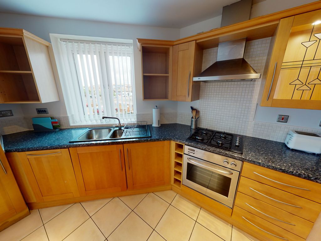2 bed flat to rent in Quebec Quay, Liverpool L3, £1,100 pcm - Zoopla