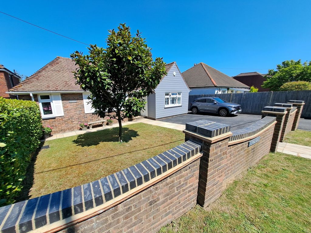 3 bed detached bungalow for sale in Rattle Road, Stone Cross, Pevensey ...