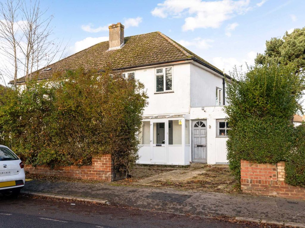 3 bed semi-detached house for sale in Waynflete Road, Headington OX3, £ ...