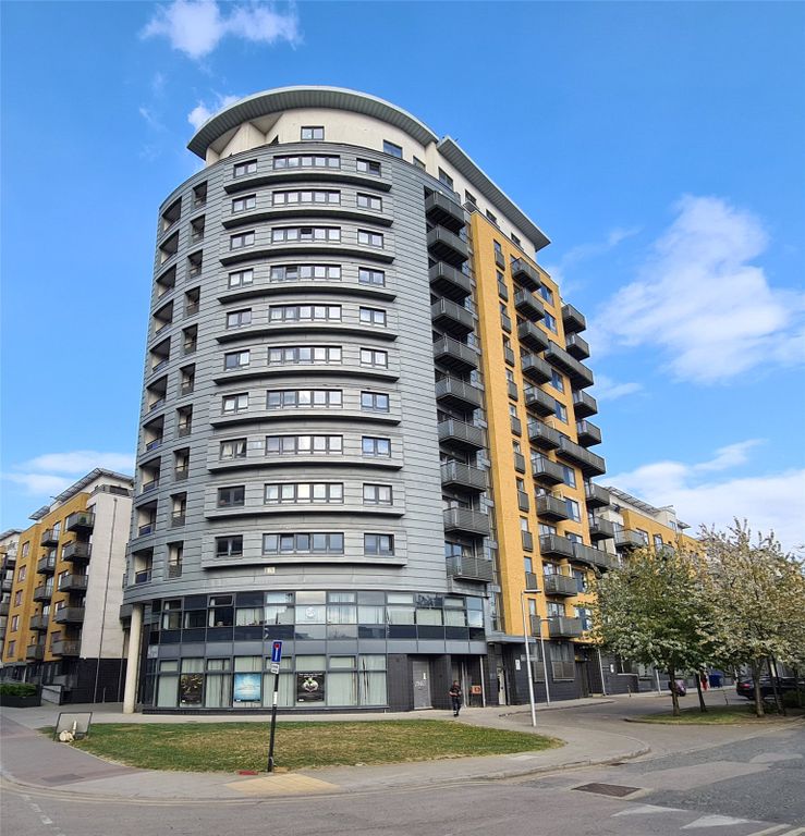 1 bed flat to rent in Tarves Way, London SE10, £1,750 pcm - Zoopla