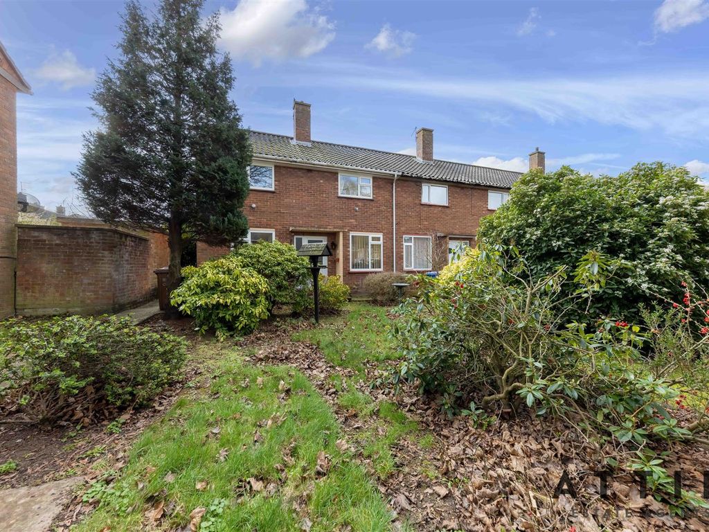 3 bed end terrace house for sale in Riley Close, Norwich NR7 - Zoopla