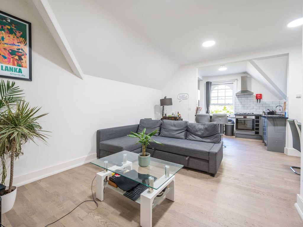 4 bed flat to rent in Tower Bridge Road, London Bridge, London SE1 - Zoopla