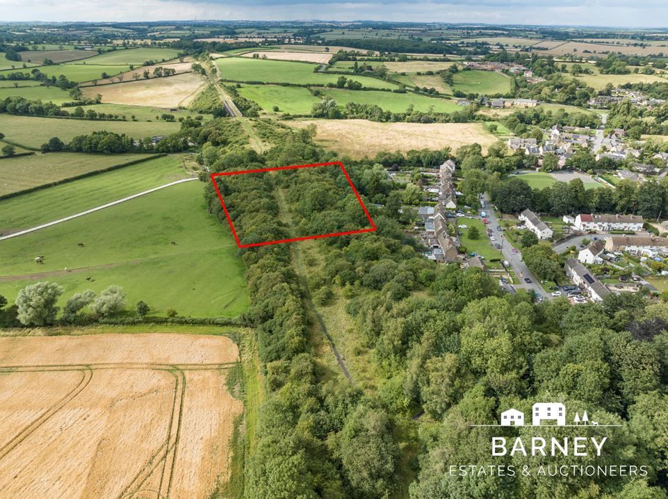 Land for sale in Station Road, Helmdon NN13, £25,000 - Zoopla