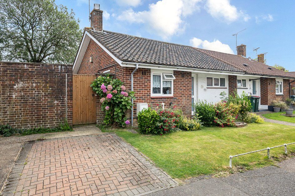 1 bed bungalow for sale in Copse Crescent, Crawley, West Sussex RH11, £ ...
