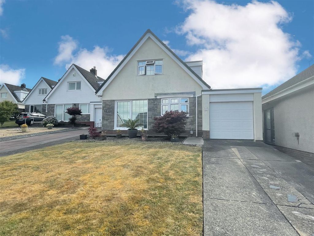 3 bed detached house for sale in Osprey Close, Bryncoch, Neath SA10, £ ...