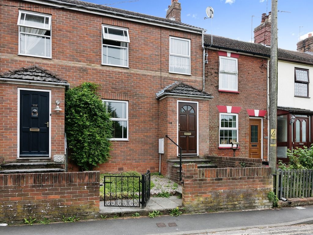 1 bed maisonette for sale in Commodore Road, Lowestoft NR32, £120,000 ...