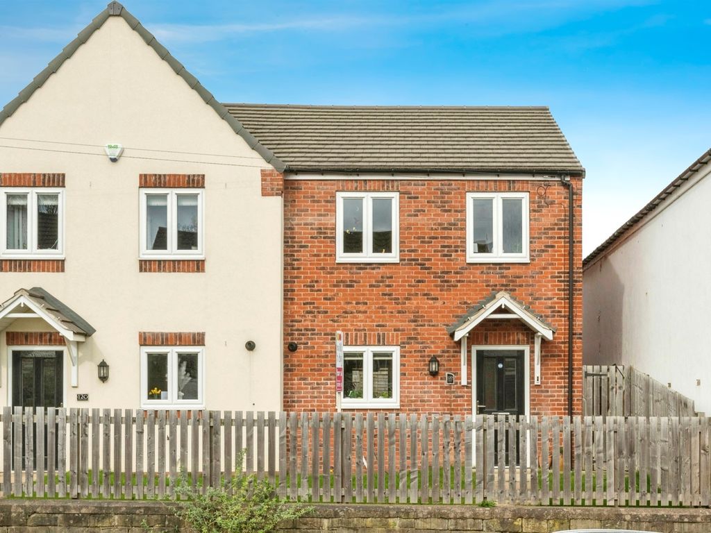 3 Bed Semi Detached House For Sale In Station Road Bolton Upon Dearne